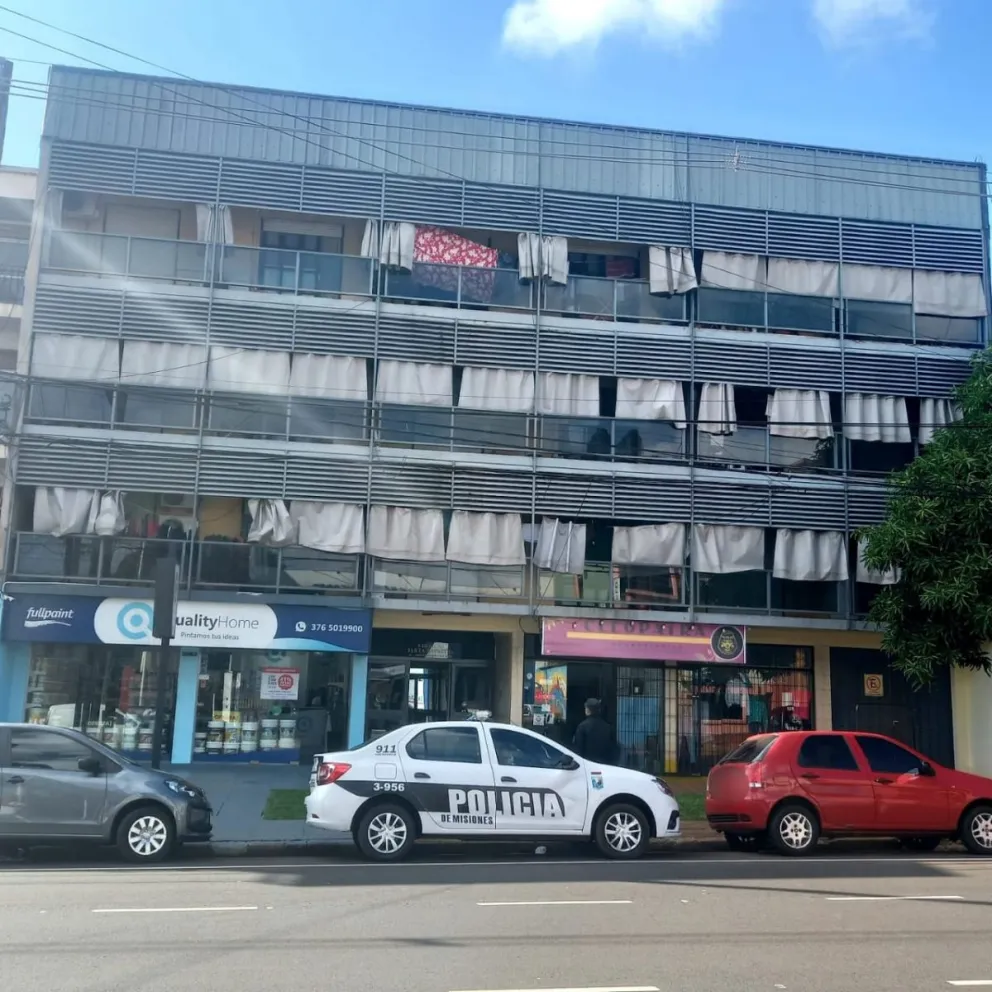 Un Hombre Murió Al Caer Desde El Tercer Piso De Un Edificio En Posadas